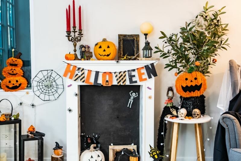 Halloween Team Building Activities: In-Office & Virtual